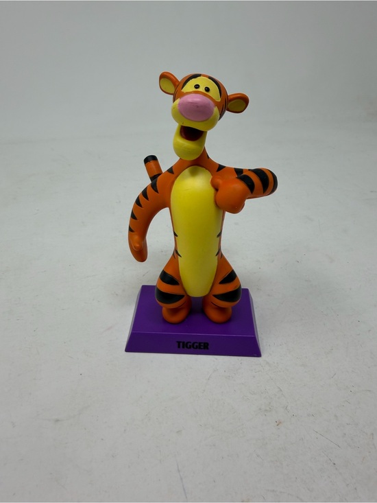 Disney | Toys | Disney Treasures Winnie The Pooh Tigger Upper Deck ...